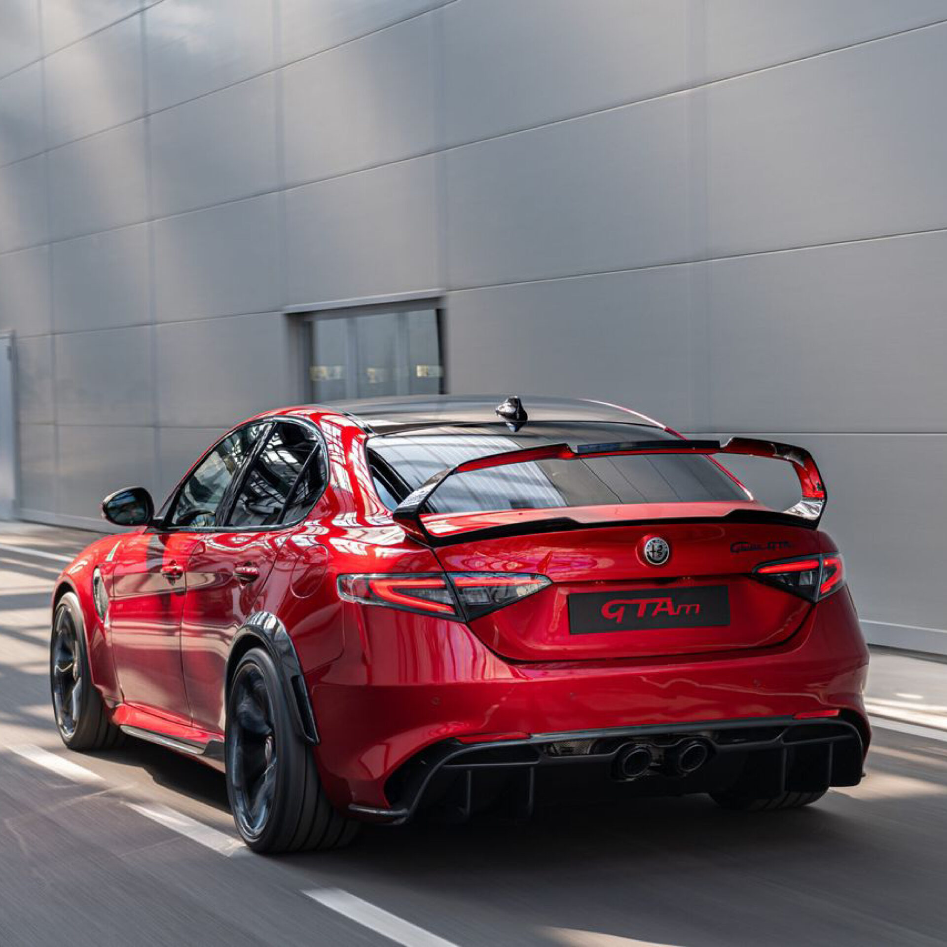 De Alfa Romeo Giulia Quadrifoglio - VIVACE Magazine