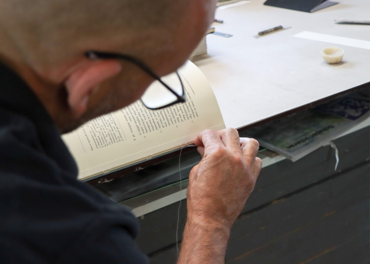 'Het bijzondere vak van boekbinder Philipp Janssen' - VIVACE Magazine