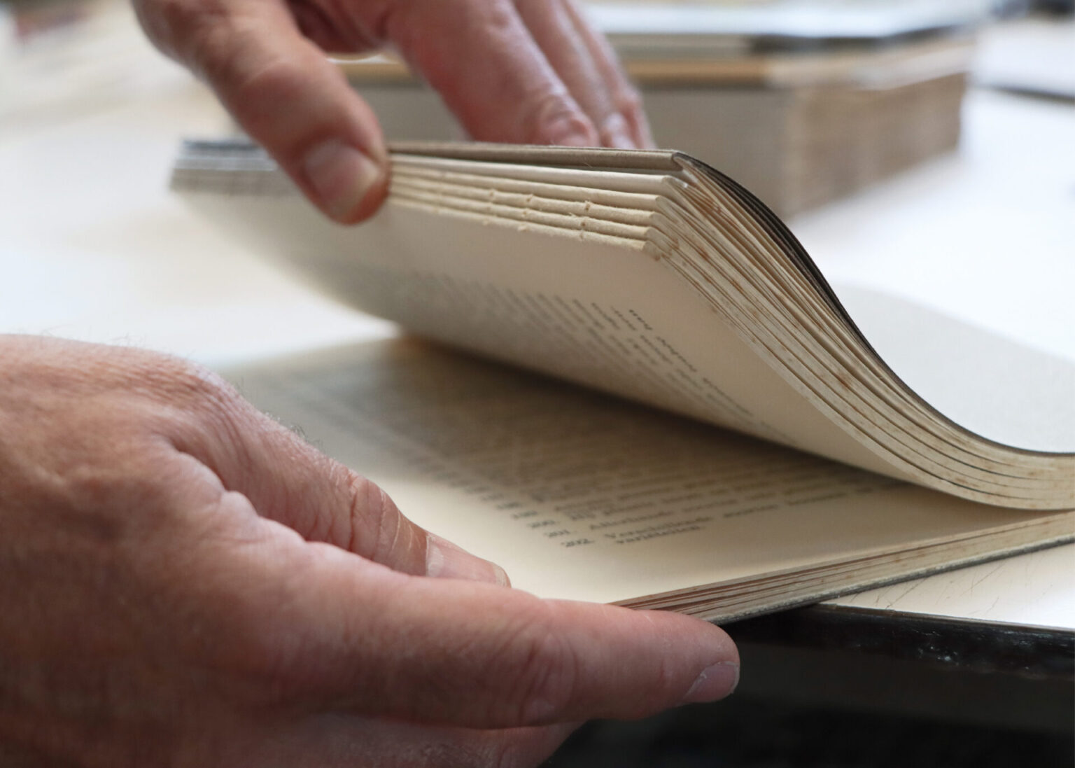 'Het bijzondere vak van boekbinder Philipp Janssen' - VIVACE Magazine