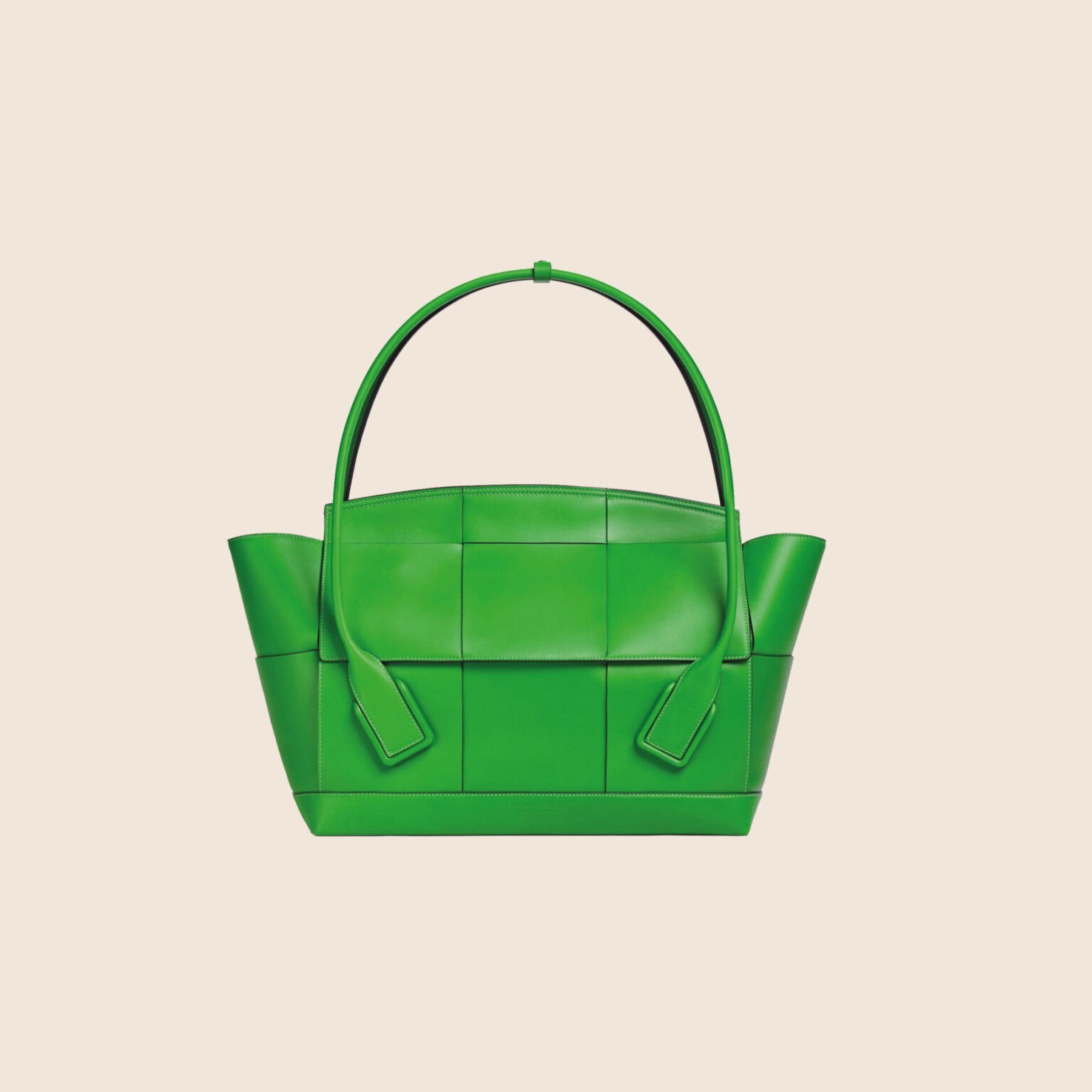 ‘4x luxe vrouwen items’ - VIVACE Magazine
